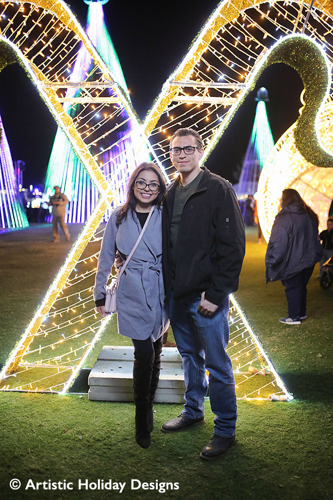 Large Majestic Gold Candy Cane - 9.8ft